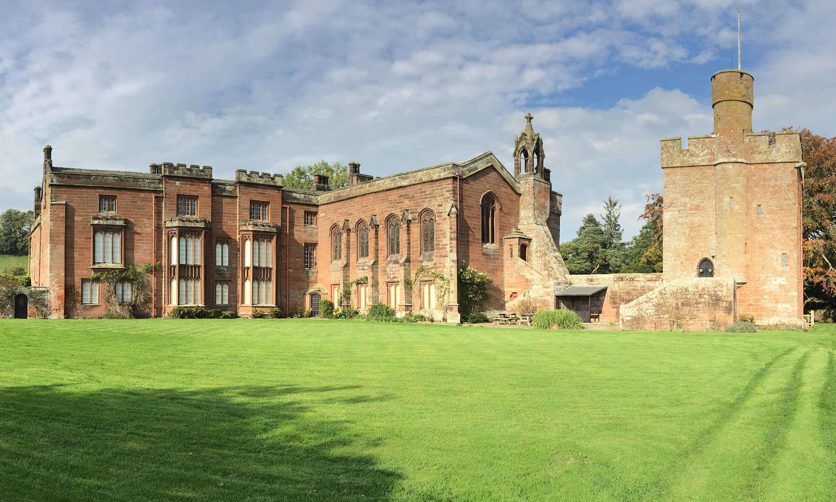 10 reasons to choose a castle wedding venue for your big day
